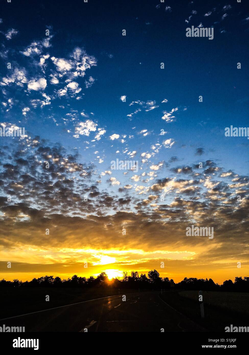 Sunrise fireball hi-res stock photography and images - Alamy