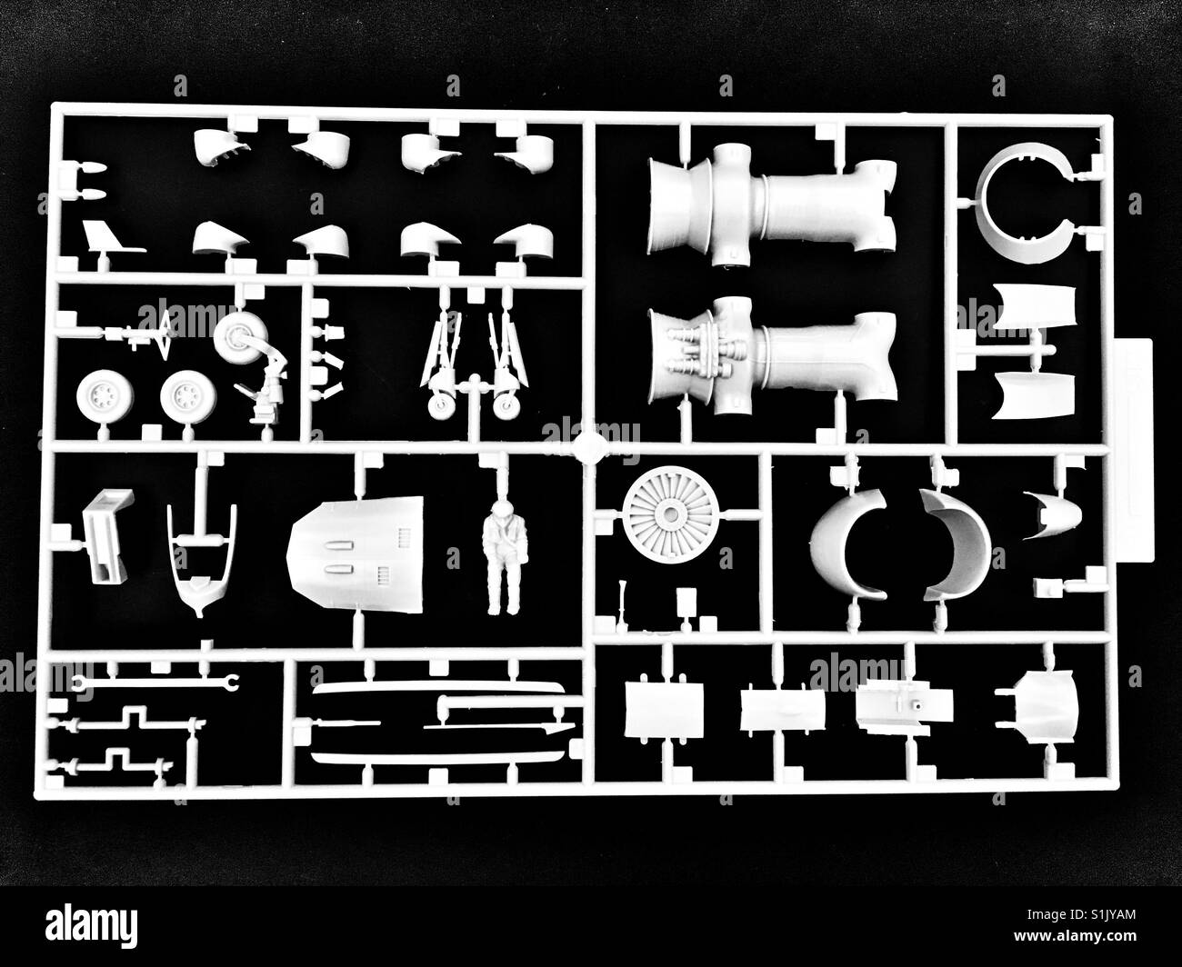 Harrier jump jet parts hi-res stock photography and images - Alamy