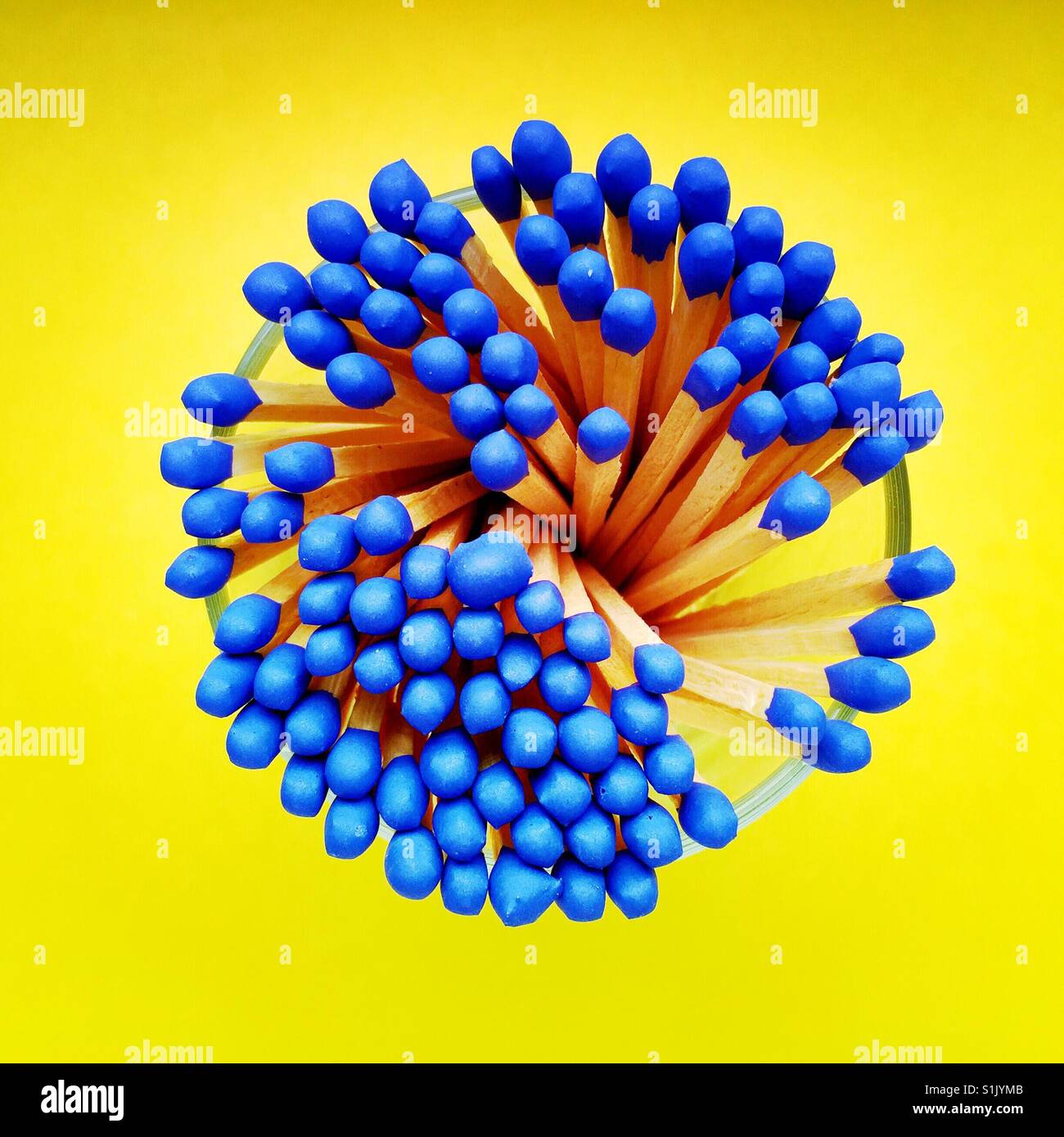 Matchsticks hi-res stock photography and images - Alamy