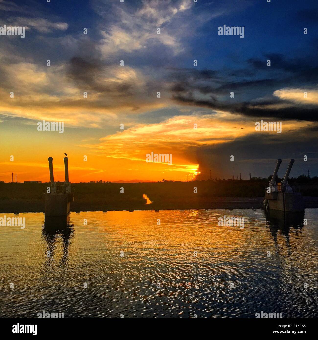 Tempe town lake hi-res stock photography and images - Alamy