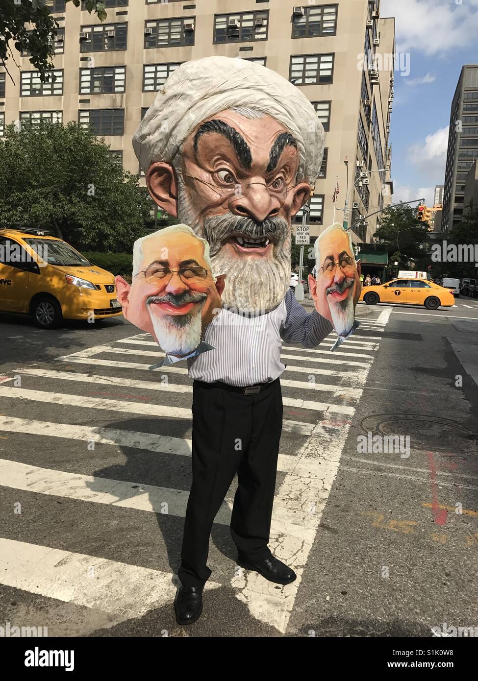 Ayatollah khomeini mask hi-res stock photography and images - Alamy