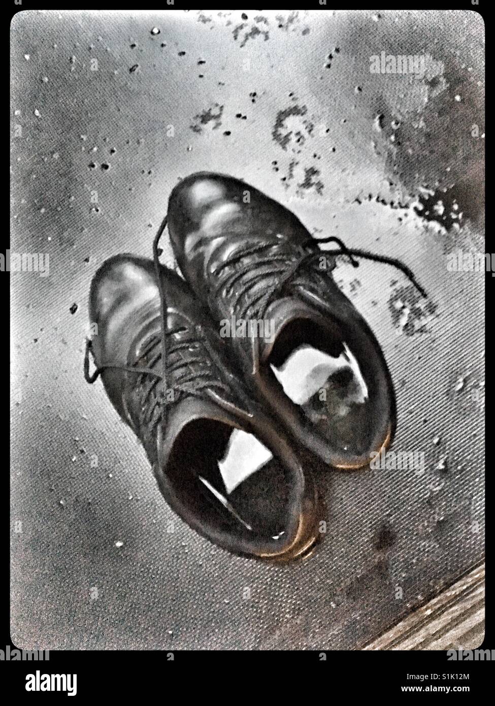 Postmans uniforms hi-res stock photography and images - Alamy