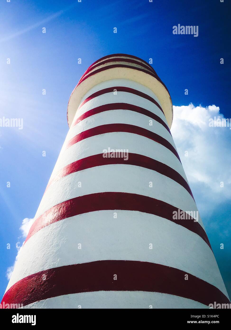 Red and white striped lighthouse hi-res stock photography and images ...