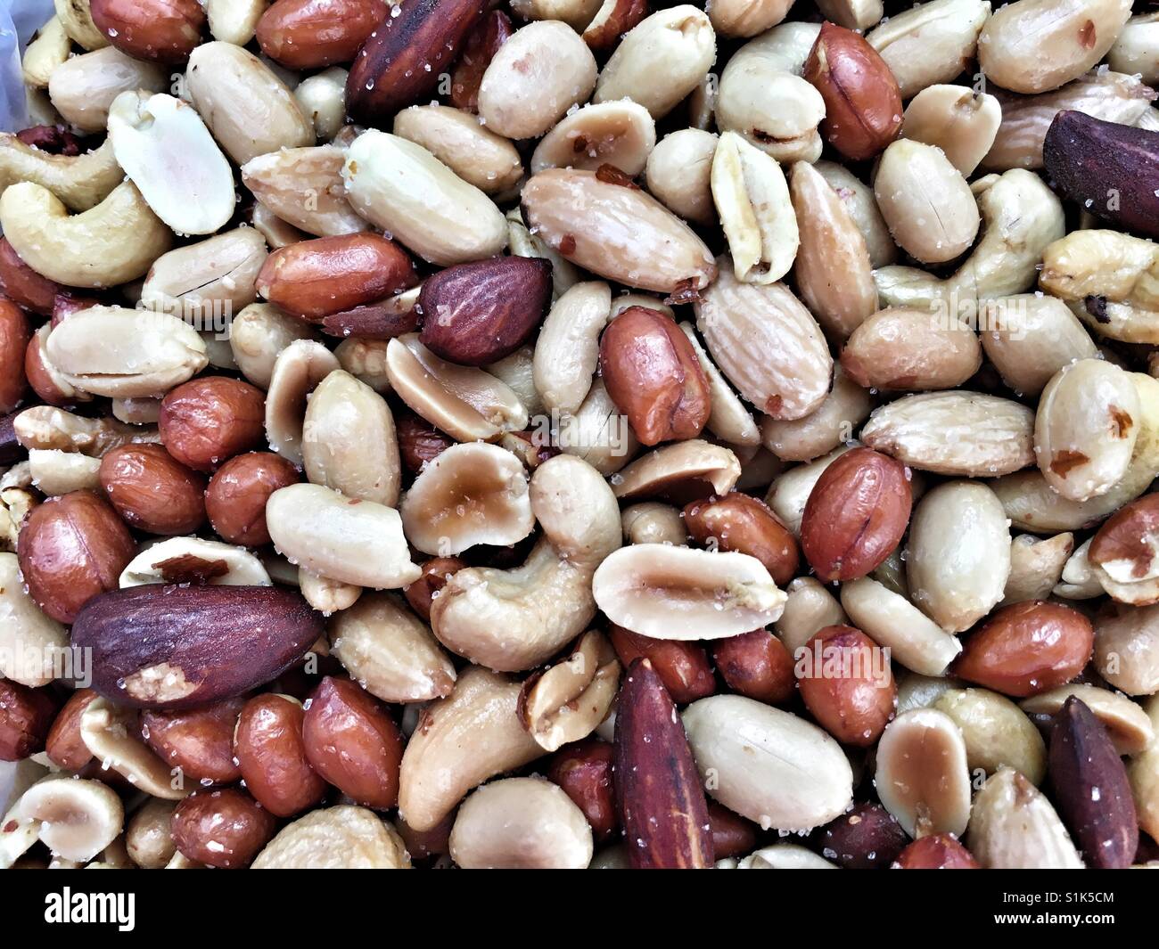 Mixed peanuts hi-res stock photography and images - Alamy