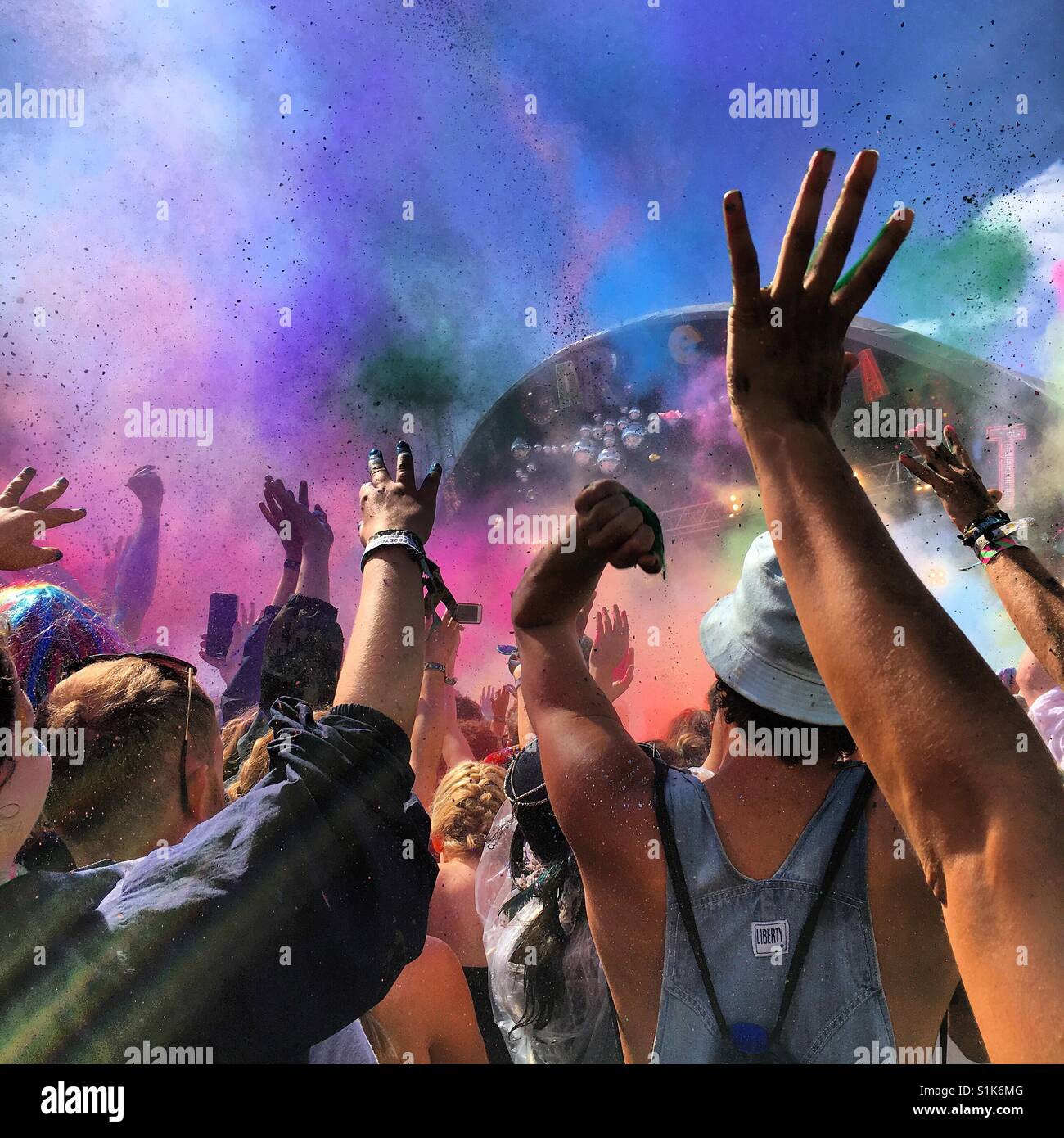 Secret garden party hi-res stock photography and images - Alamy