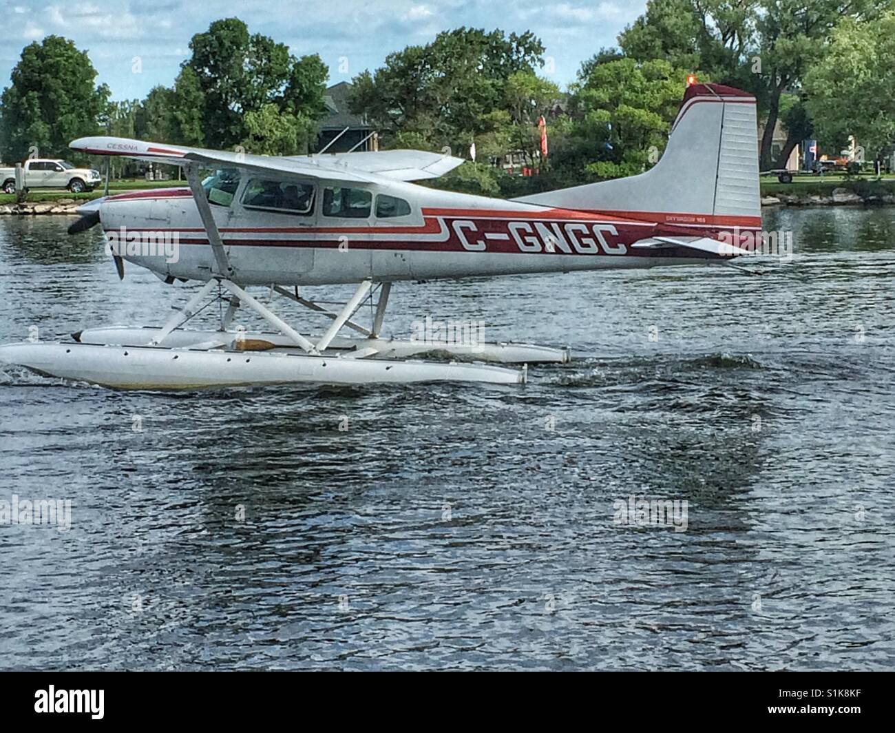 Plane ready to take off hi-res stock photography and images - Alamy
