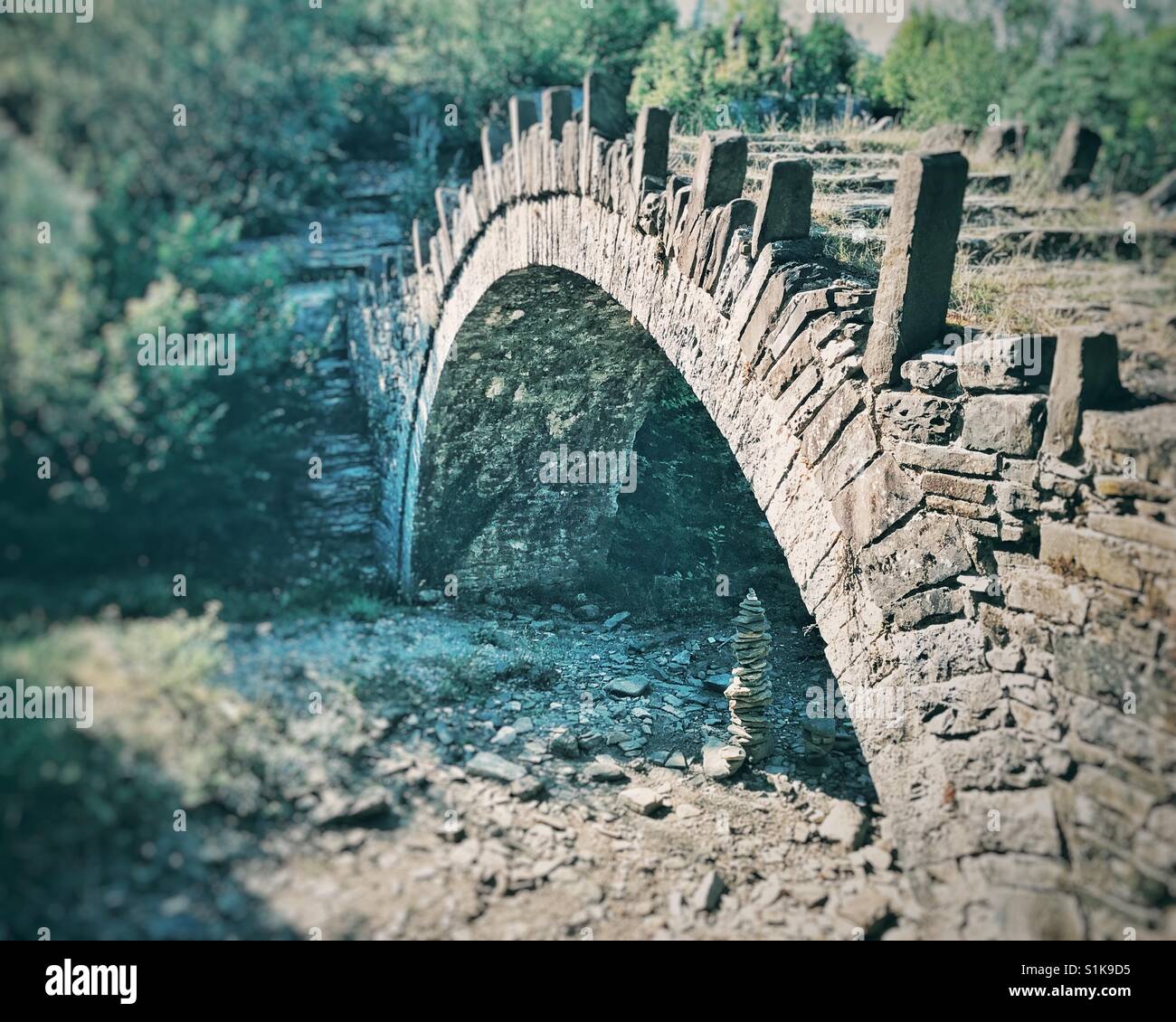 Old traditional arched stone bridge hi-res stock photography and images ...