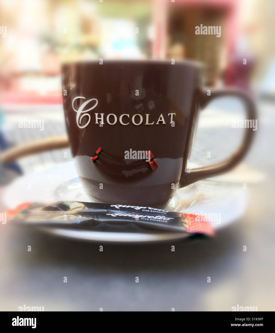 I want chocolate hi-res stock photography and images - Alamy