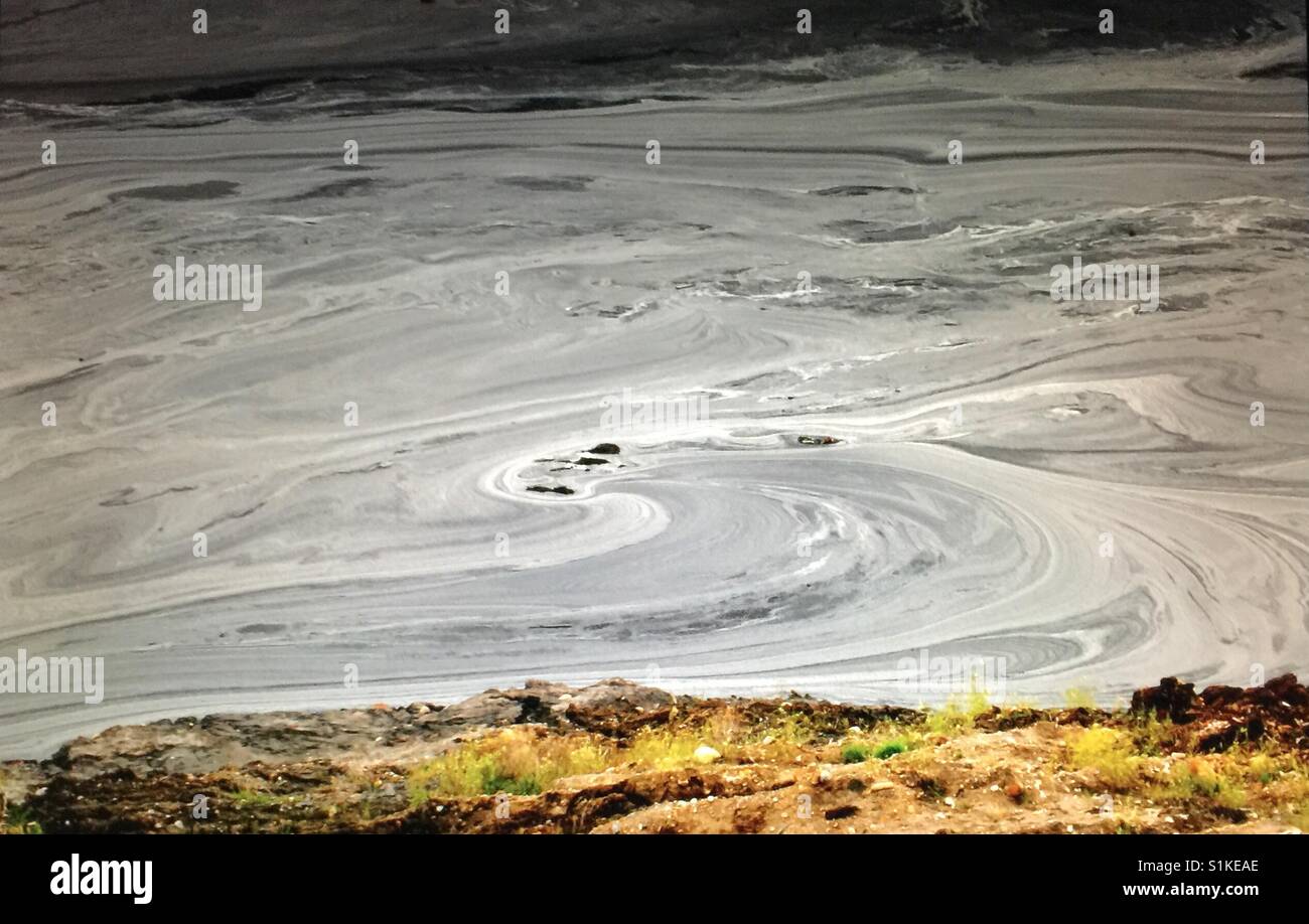 Sludge pool hi-res stock photography and images - Alamy