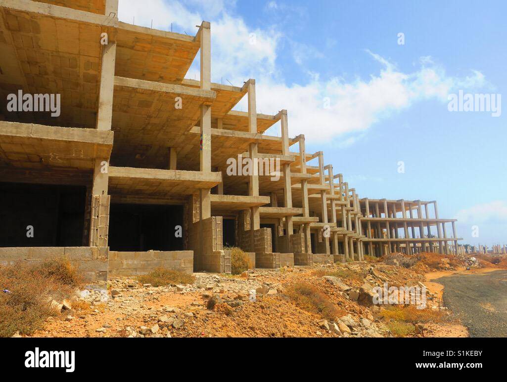 Abandoned construction hi-res stock photography and images - Alamy