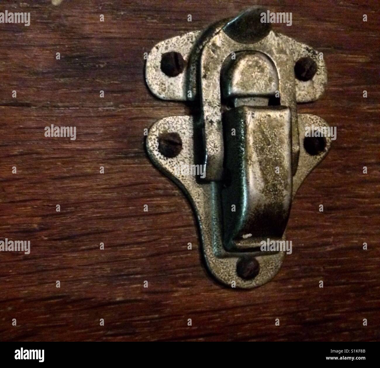 Latch lock hi-res stock photography and images - Alamy