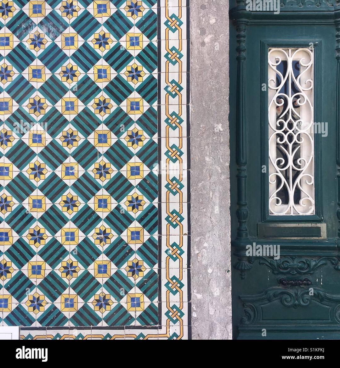 Beautiful tiles hi-res stock photography and images - Alamy