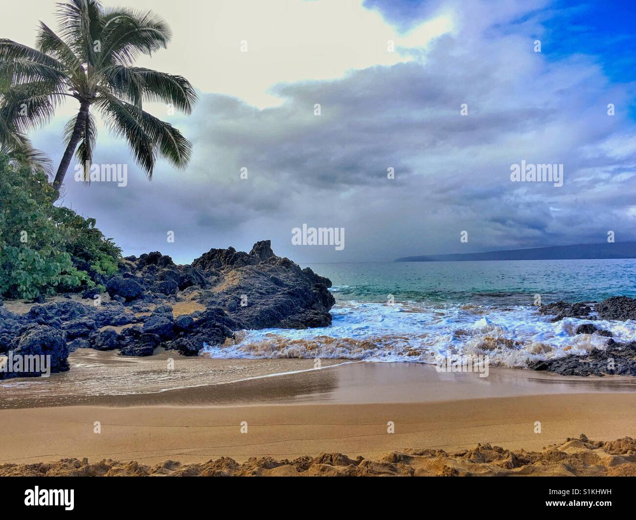 Secret beach maui hi-res stock photography and images - Alamy