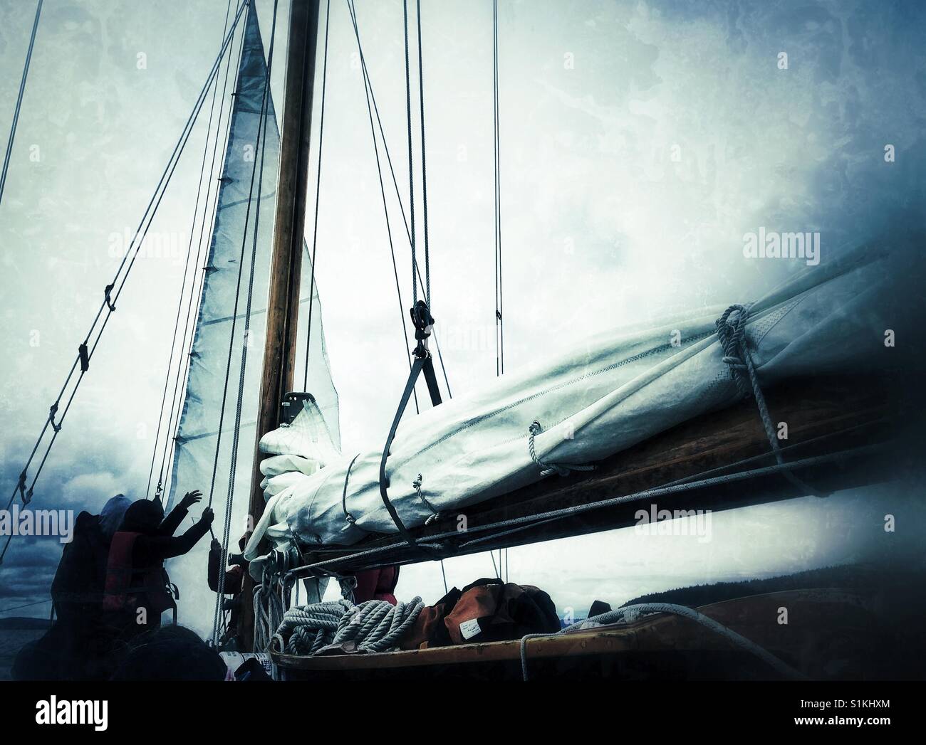 hoisting the mainsail Stock Photo - Alamy