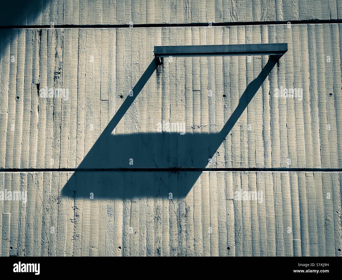 Parallelogram Architecture High Resolution Stock Photography and Images ...
