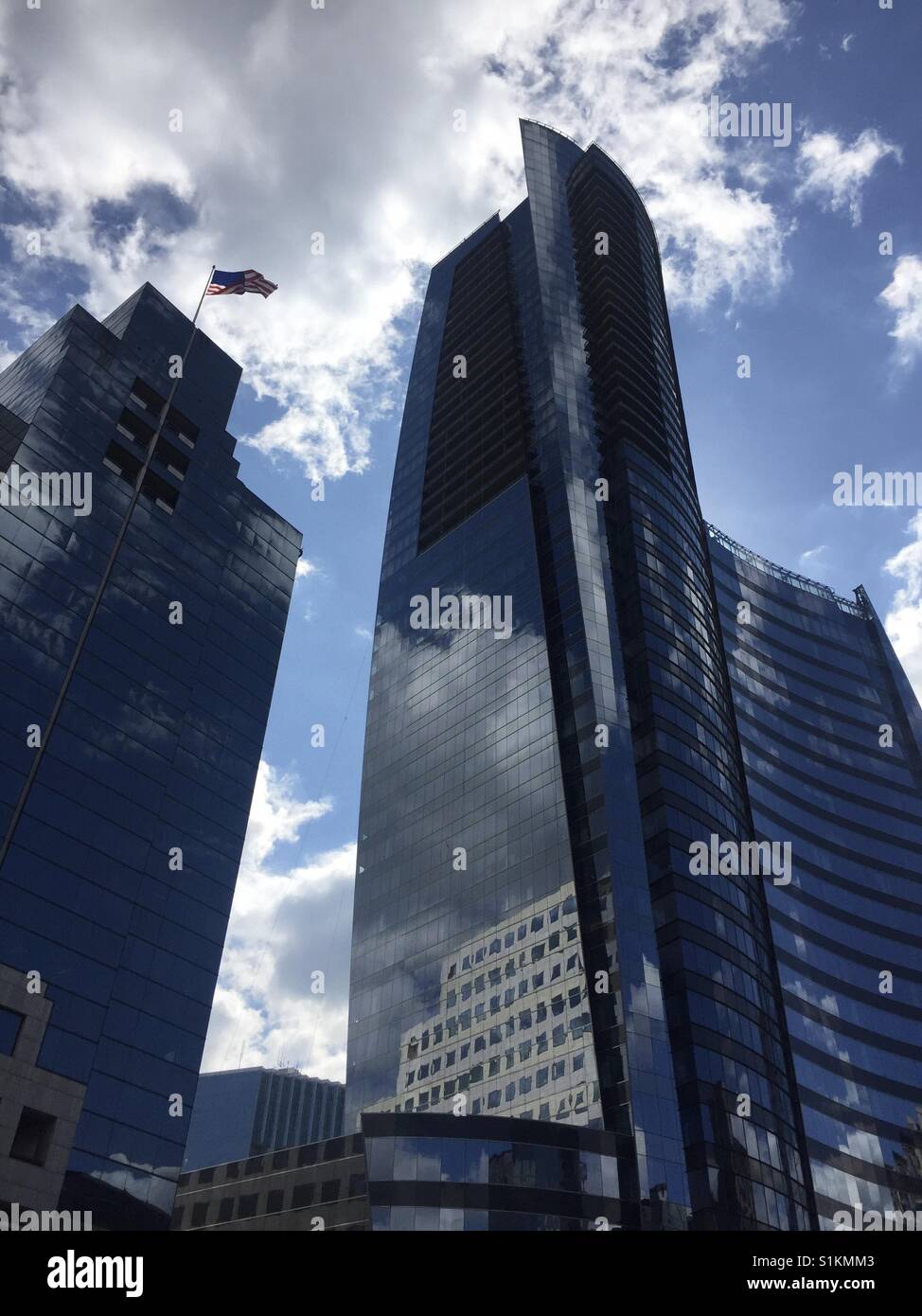 Reflection sky buildings hi-res stock photography and images - Alamy
