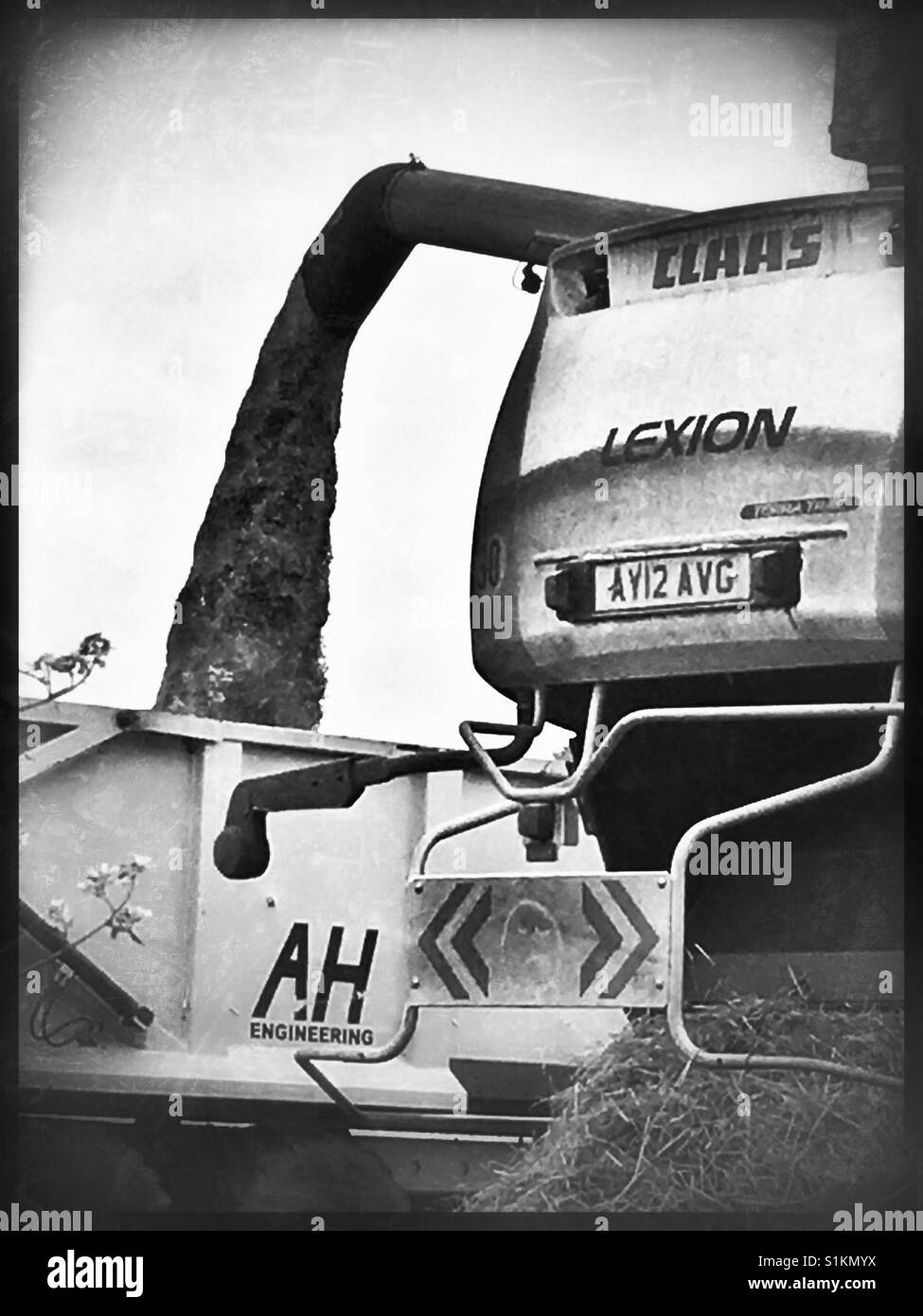 Claas lexion combine harvester hi-res stock photography and images - Alamy