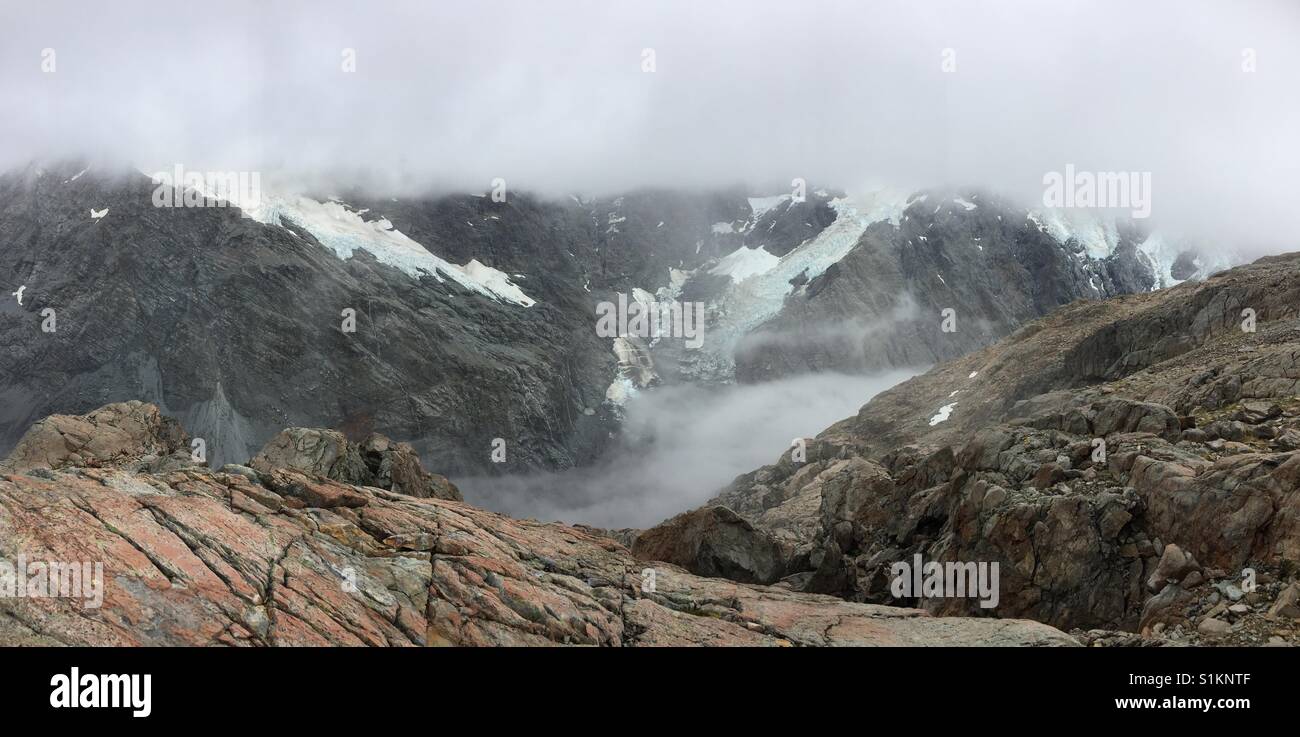 Mueller hut hi-res stock photography and images - Alamy