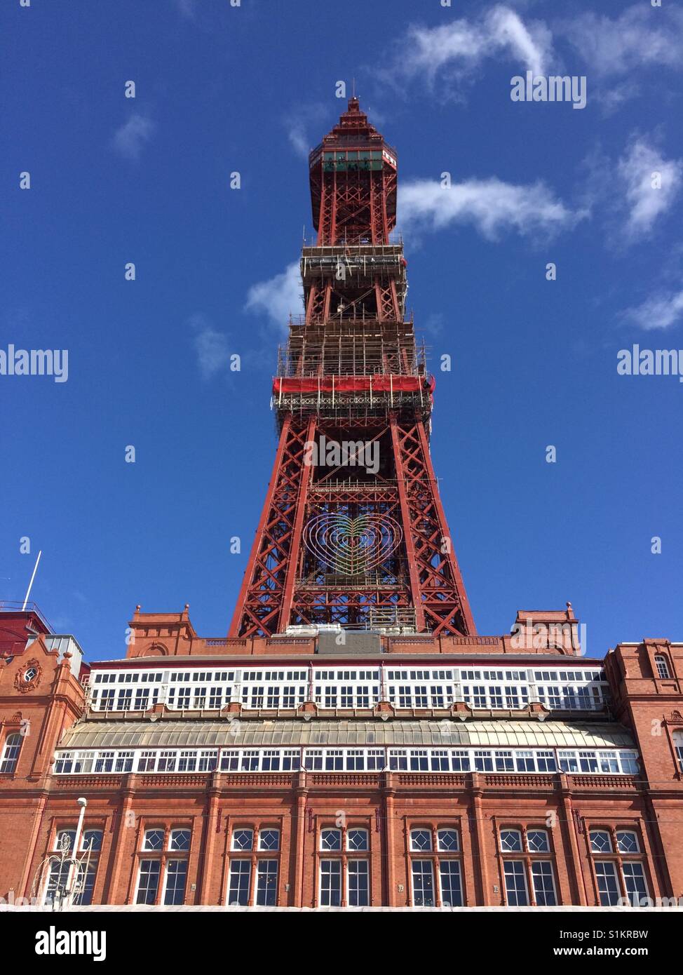 Structural tower hi-res stock photography and images - Alamy