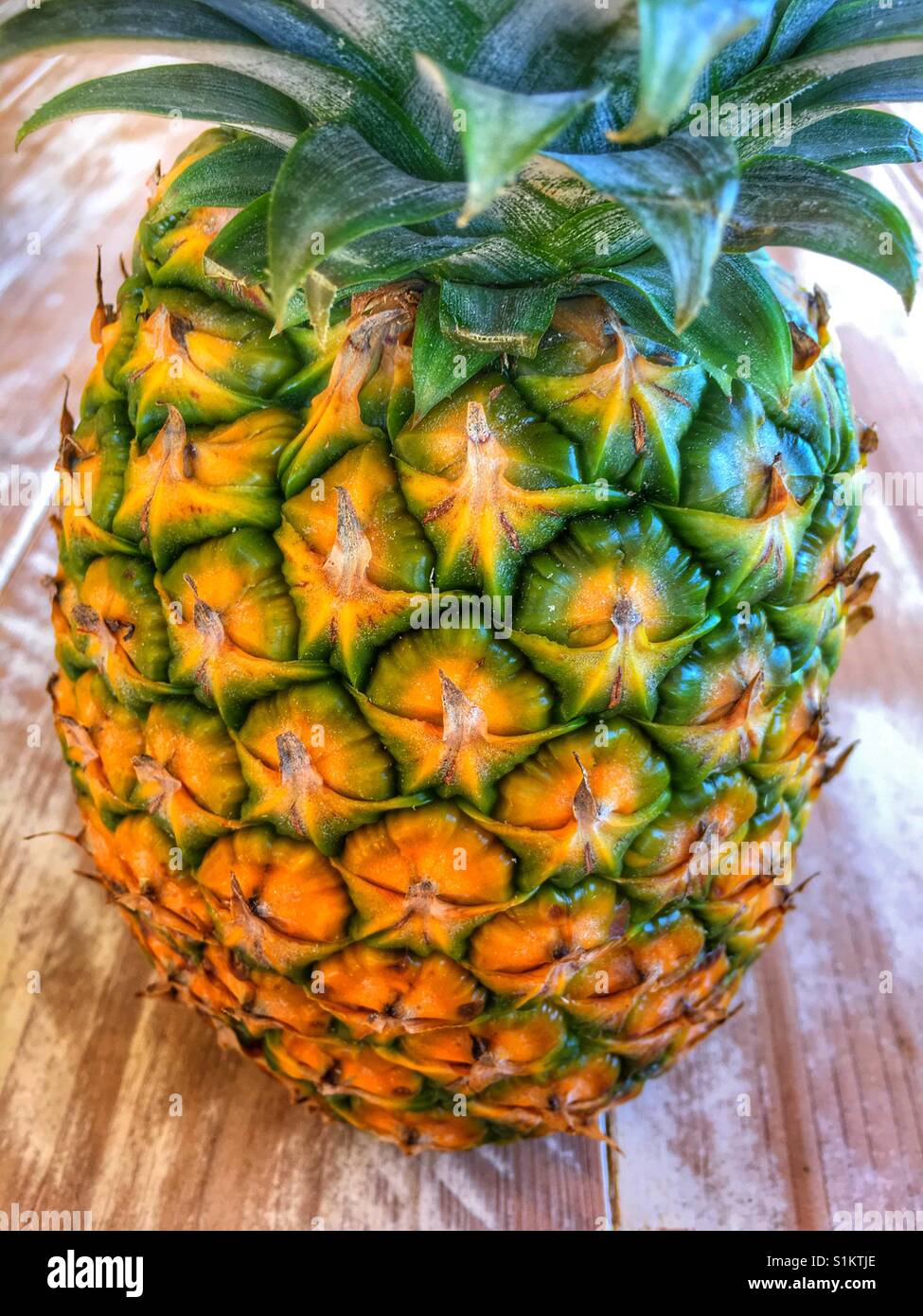 Fresh picked pineapple hi-res stock photography and images - Alamy