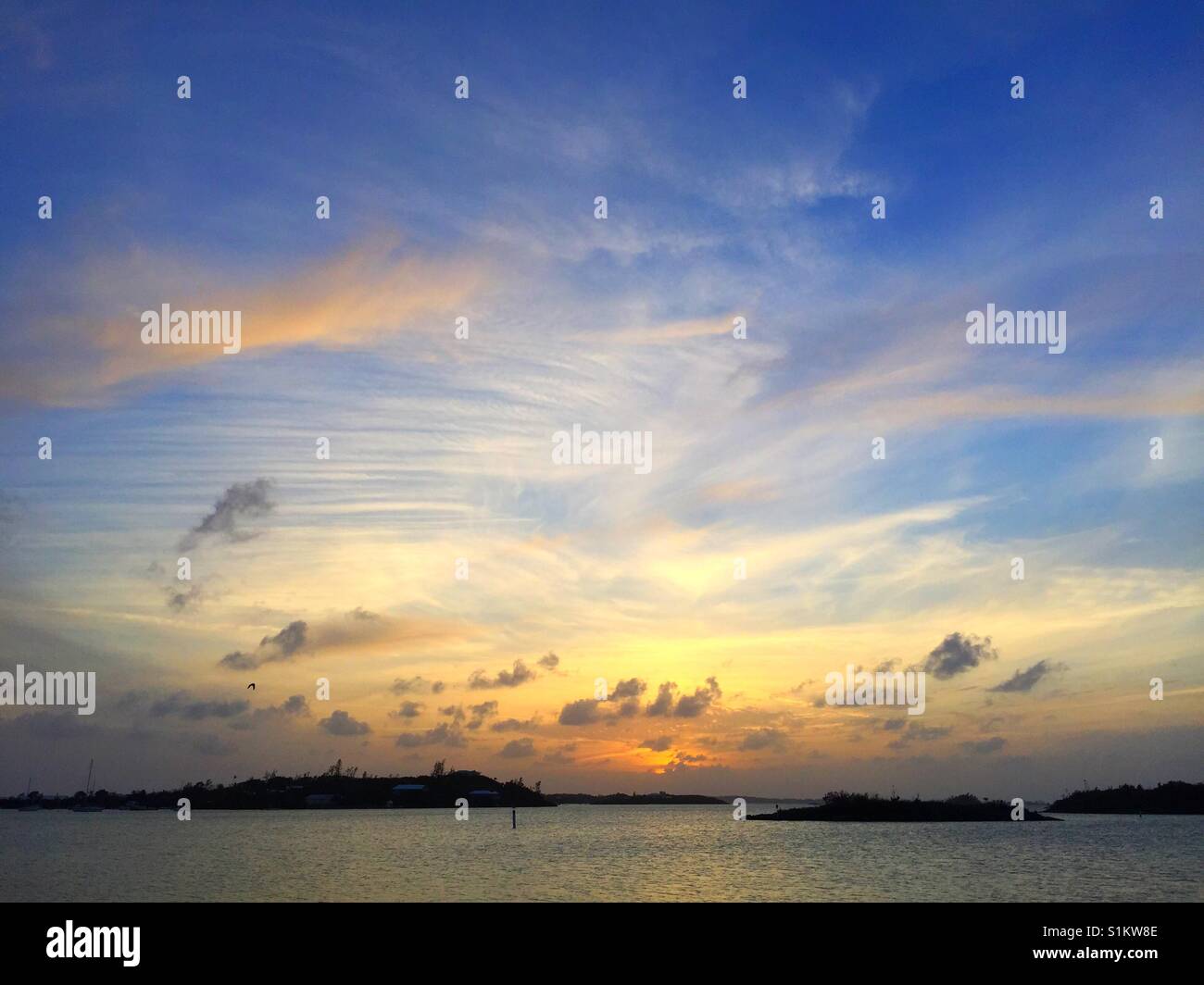 Hamilton harbour hi-res stock photography and images - Alamy