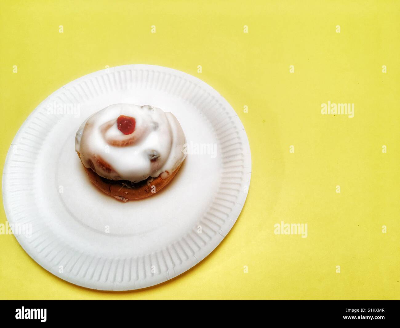 Belgium iced bun Stock Photo - Alamy