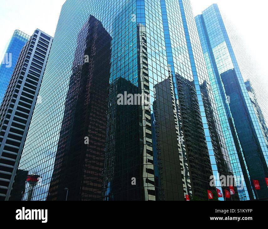 Blue glass skyscraper hi-res stock photography and images - Alamy