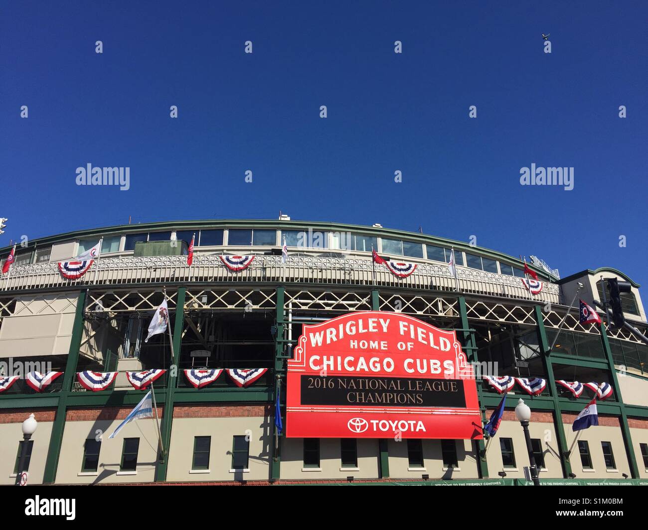 Wrigley field hi-res stock photography and images - Alamy