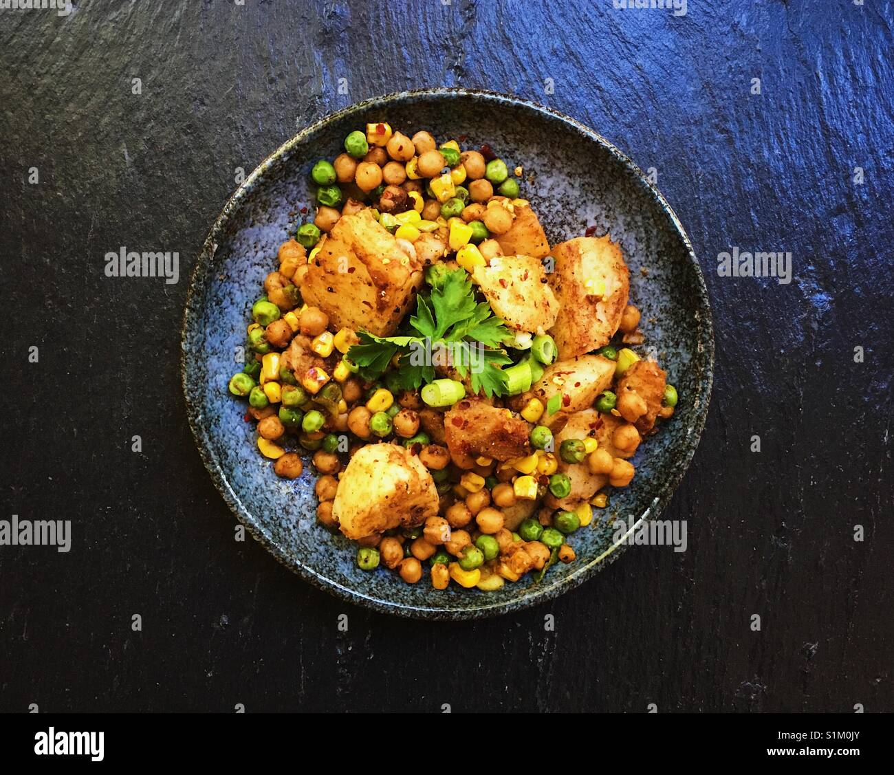 Aloo Matar - Potato and Pea Curry Stock Photo - Alamy
