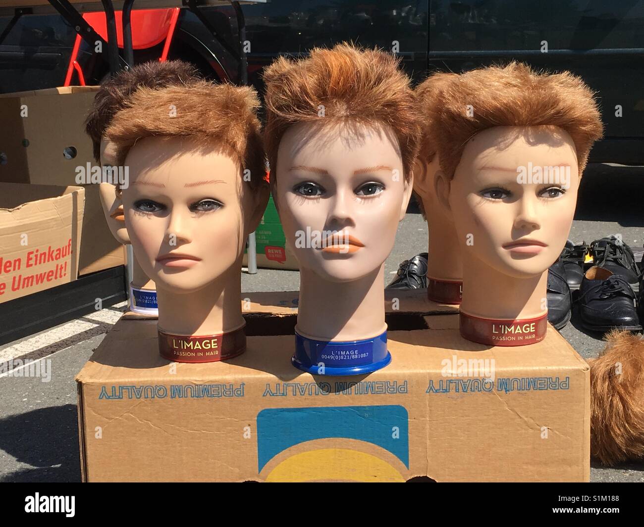 Old mannequin hi-res stock photography and images - Alamy