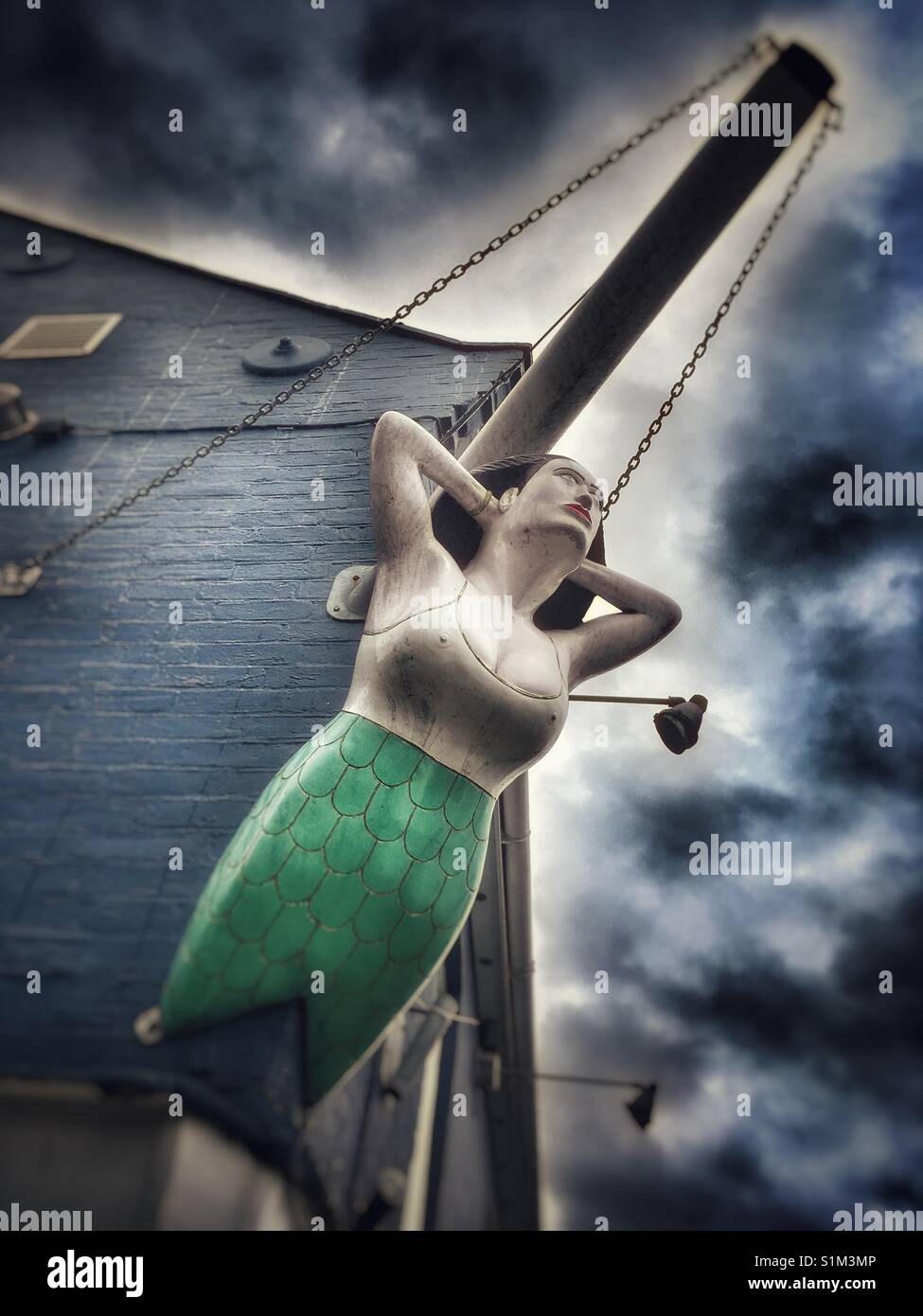 Mermaid figurehead hi-res stock photography and images - Alamy