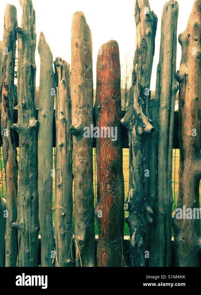 Snake fence hi-res stock photography and images - Alamy