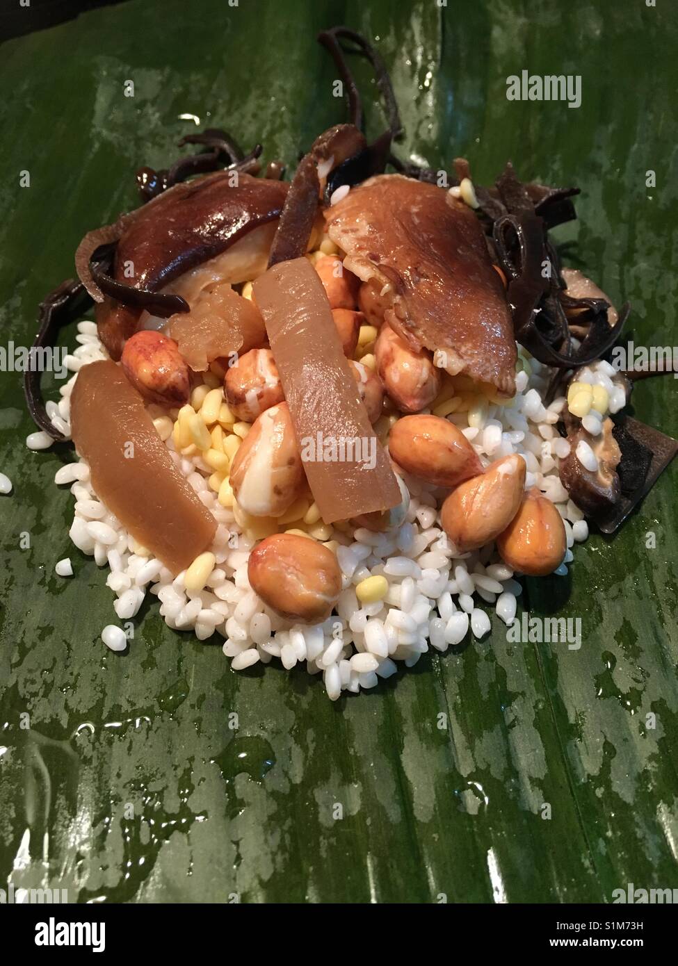 Wrapping rice hi-res stock photography and images - Alamy