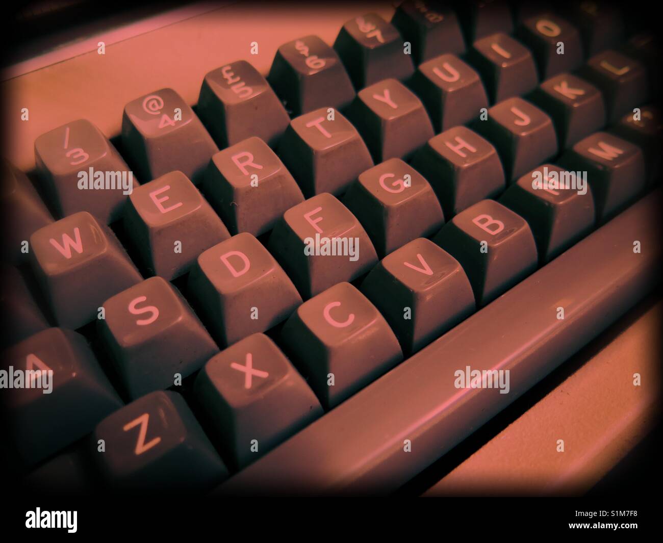 Vintage computer 80s hi-res stock photography and images - Alamy