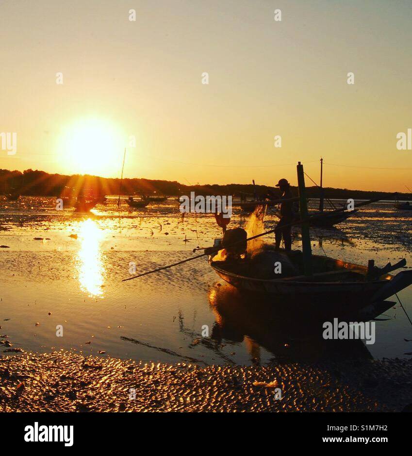 Kenjeran beach surabaya hi-res stock photography and images - Alamy