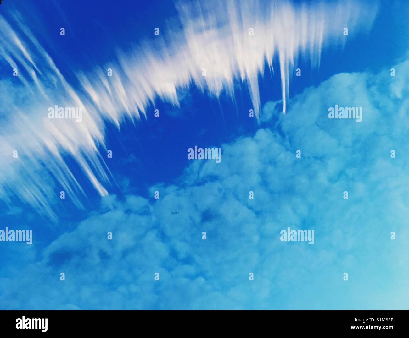 Scary cloud hi-res stock photography and images - Alamy