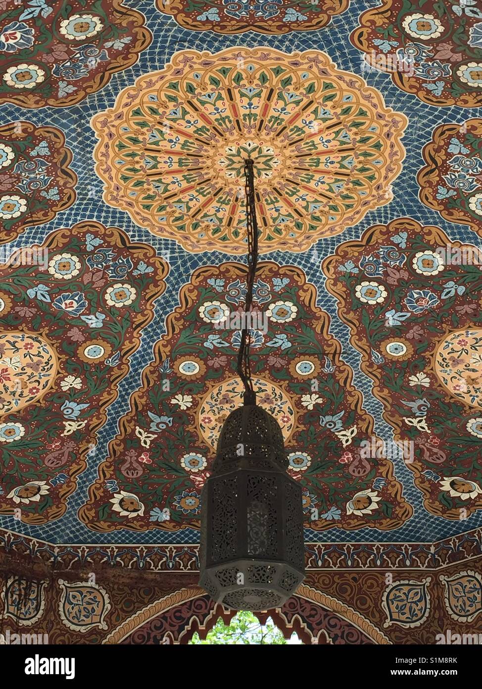 Moroccan decorated roof of painted woodwork Stock Photo - Alamy