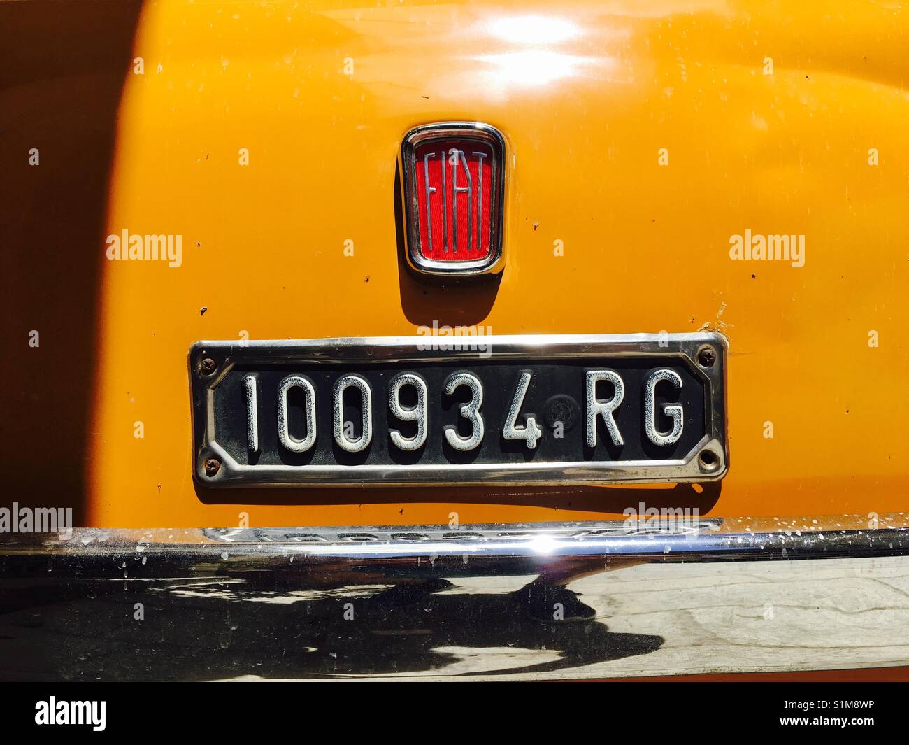 Vintage license plate hi-res stock photography and images - Alamy