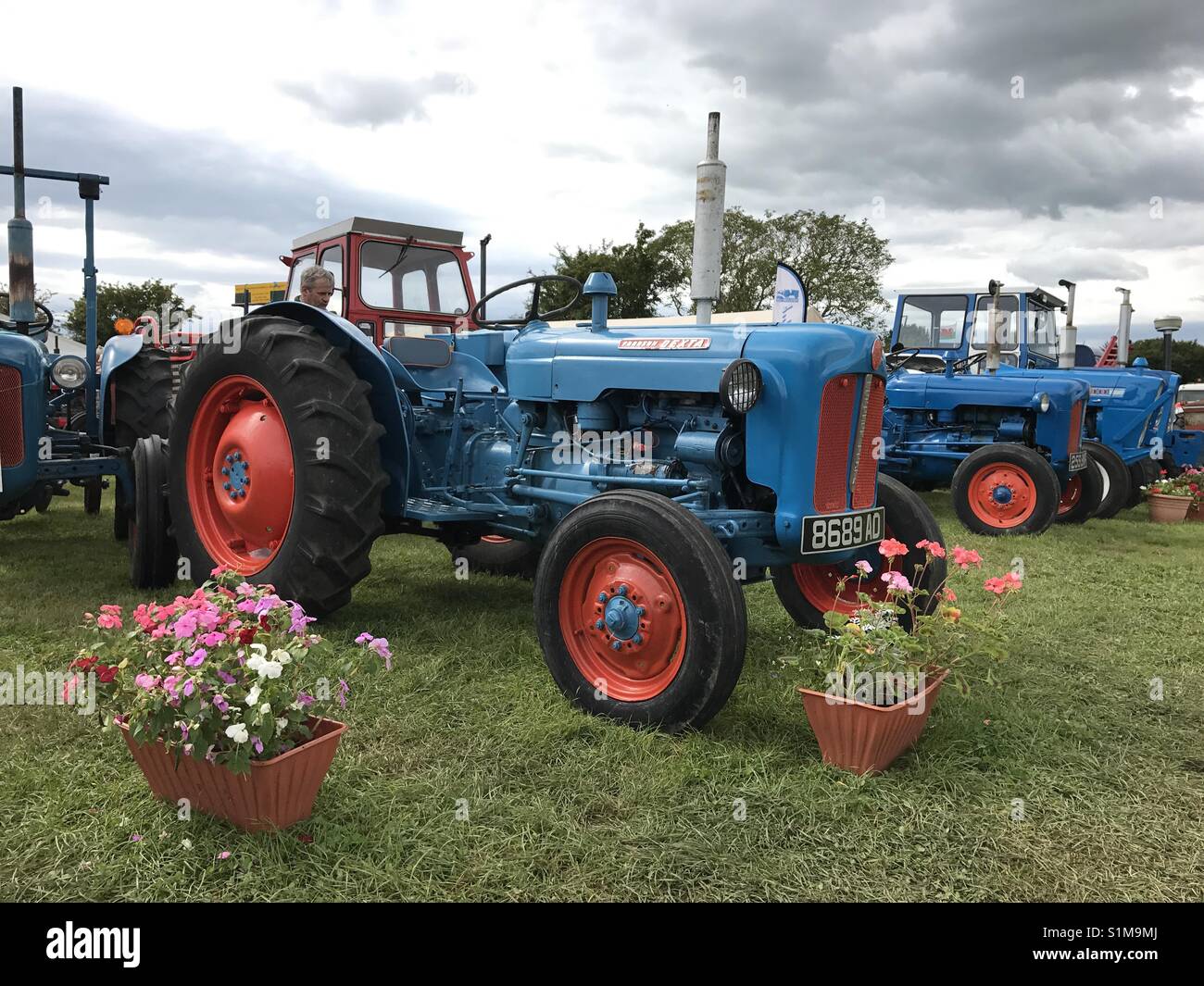 Vale of Glamorgan show, Fonmon Castle, Wales - August 2017: Vintage ...