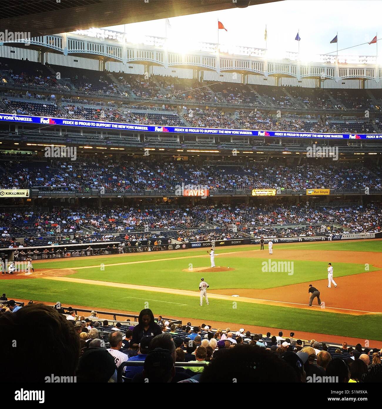 Ballpark at night hi-res stock photography and images - Alamy