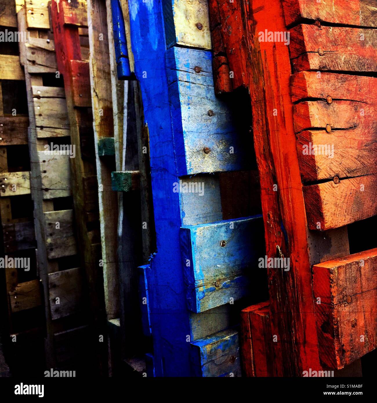 Blue pallets hi-res stock photography and images - Alamy