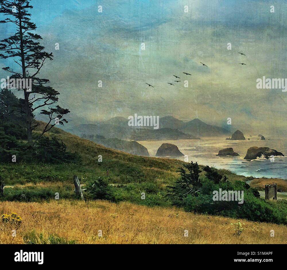 Cannon beach sunset dramatic hi-res stock photography and images - Alamy