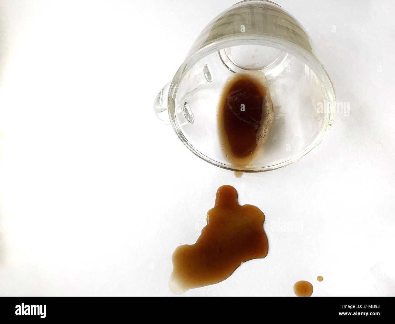 Drop table hi-res stock photography and images - Alamy