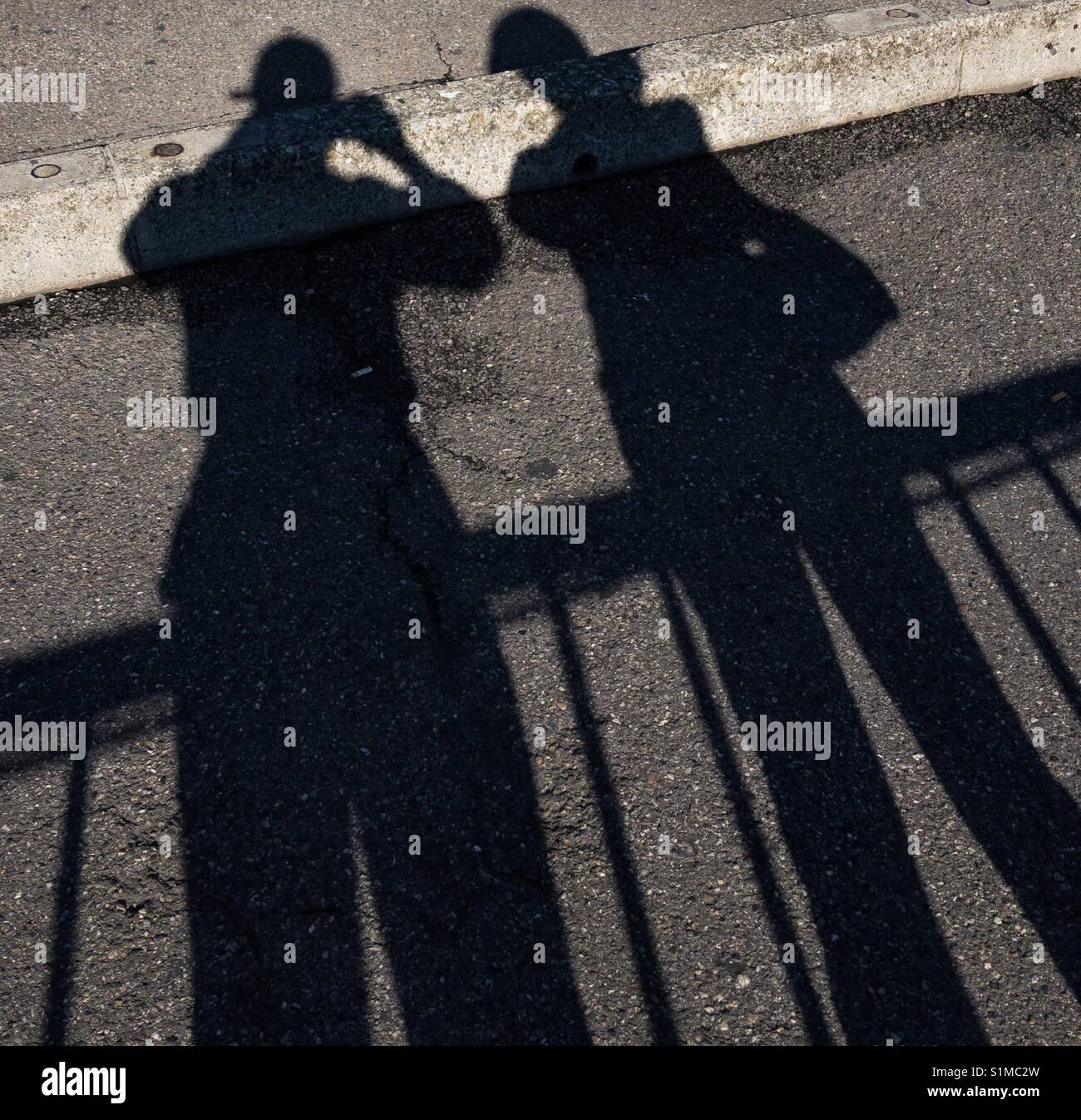 Shadow loving hi-res stock photography and images - Alamy