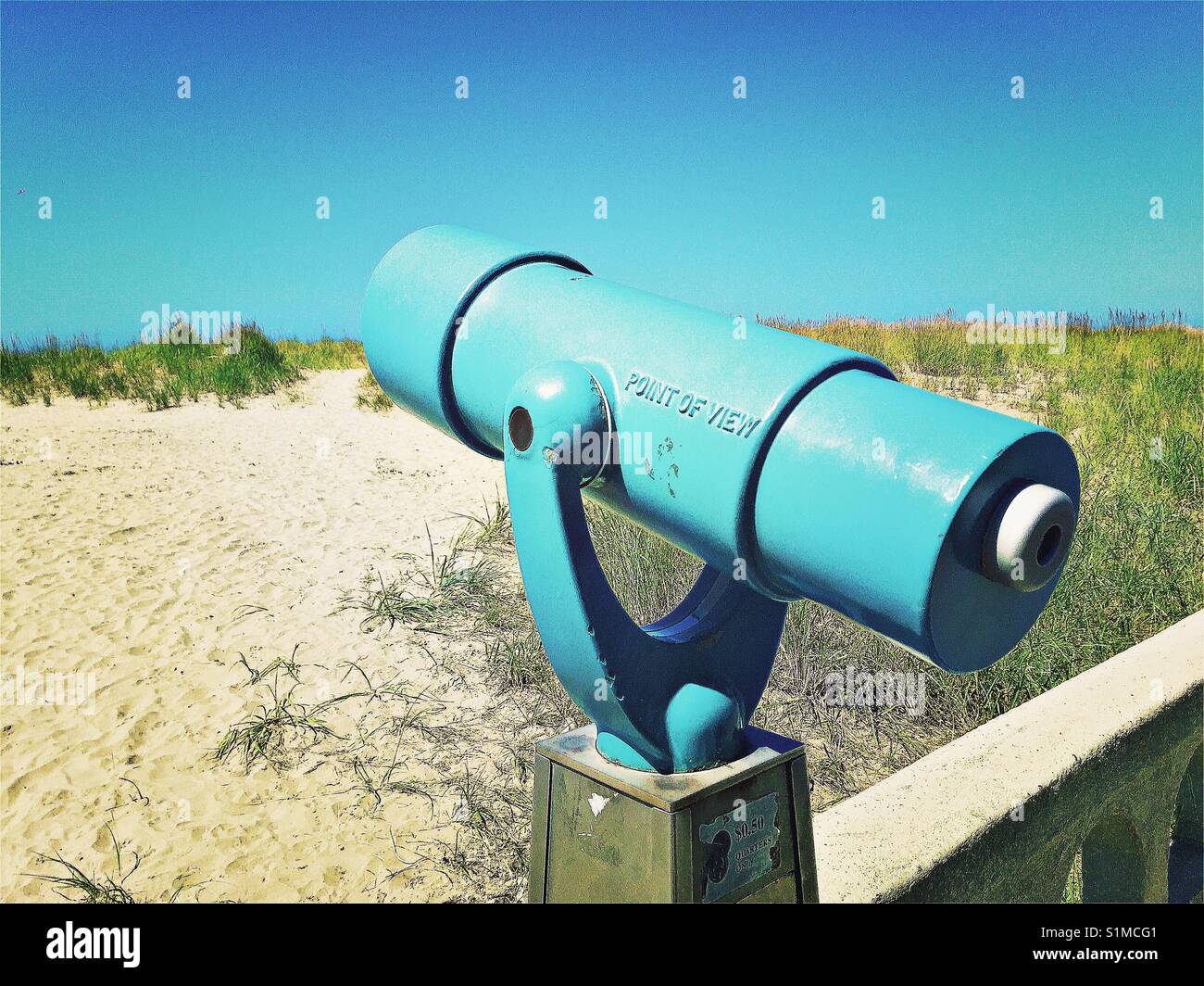 A viewing scope at a tourist beach at Seaside, Oregon Stock Photo - Alamy