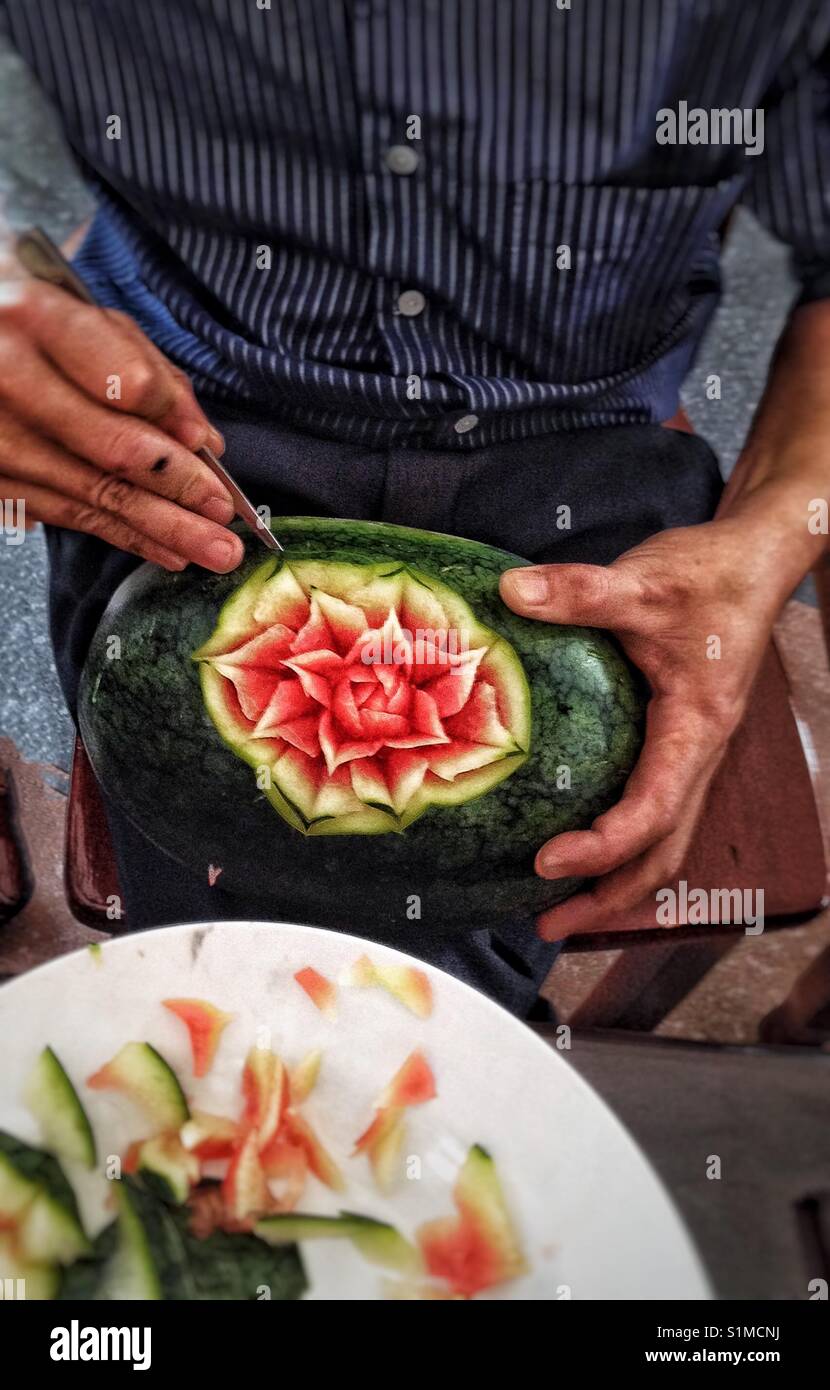 Carving food hi-res stock photography and images - Alamy
