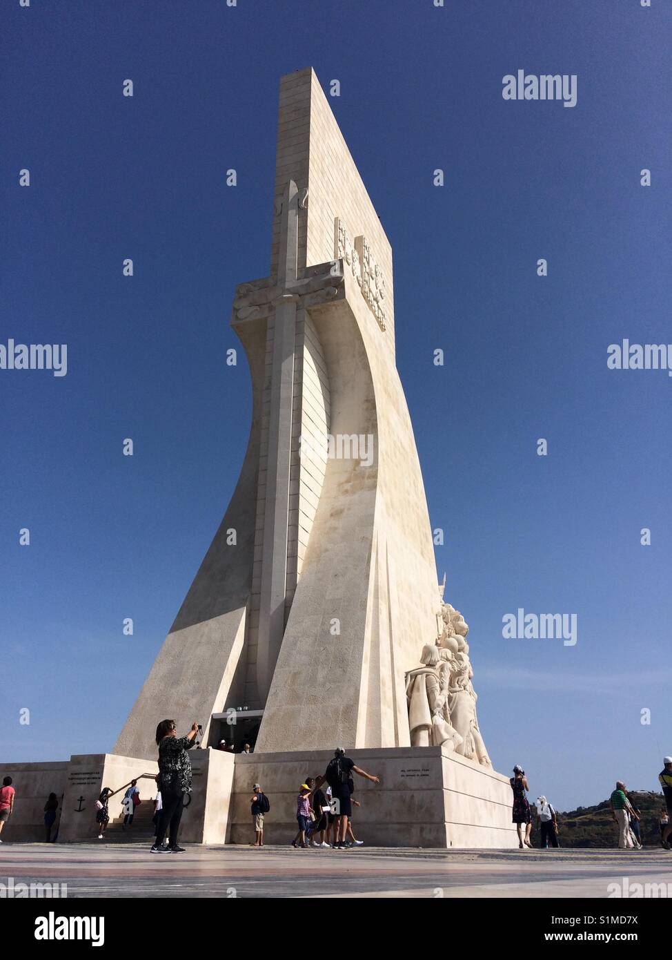 Discoveries monument hi-res stock photography and images - Alamy