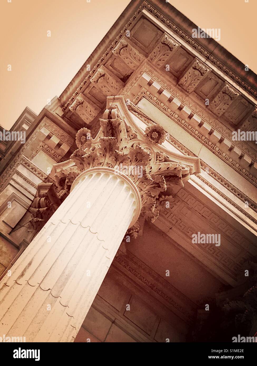 Dc neoclassical buildings hi-res stock photography and images - Alamy