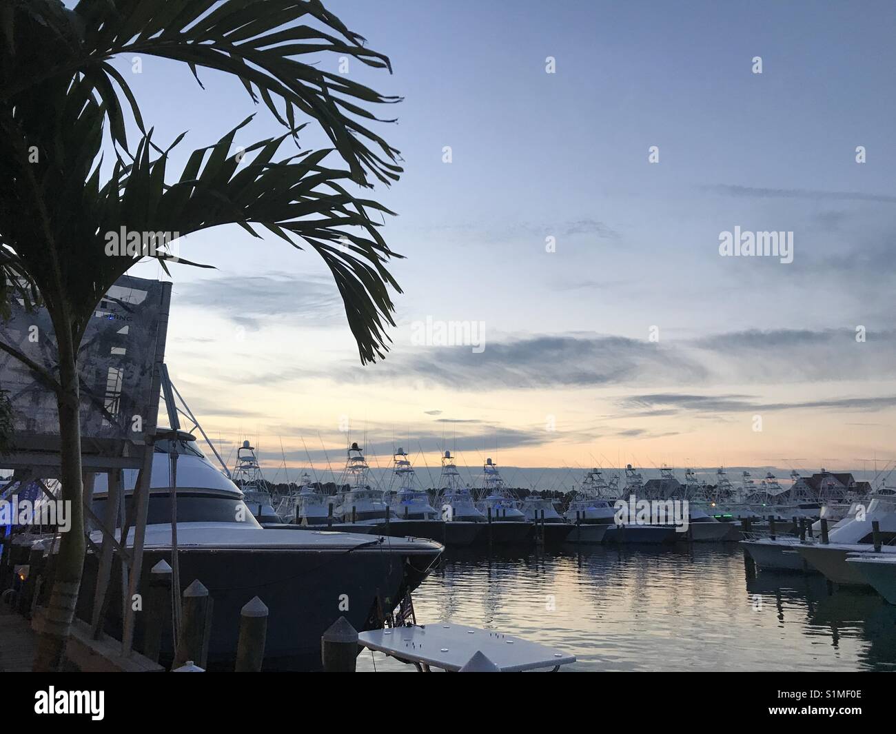 Marlin bay beach hi-res stock photography and images - Alamy