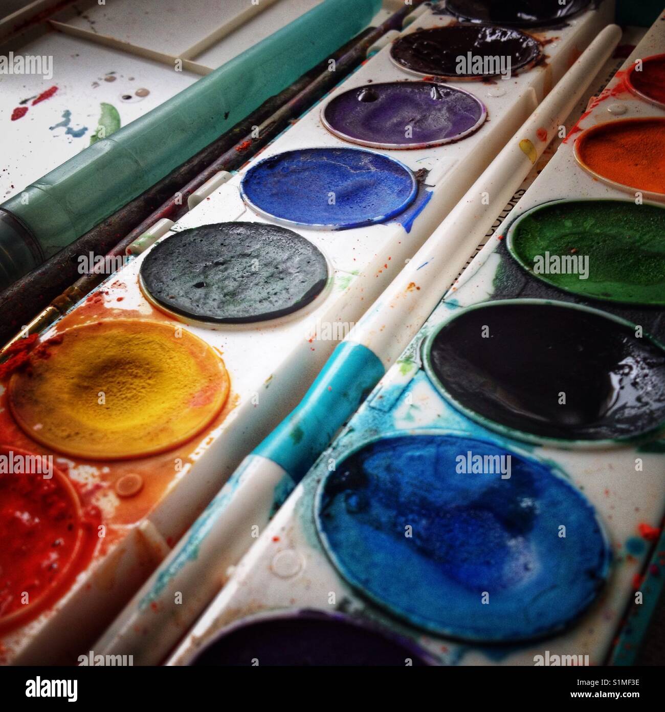 Tray of Watercolors Stock Photo - Alamy